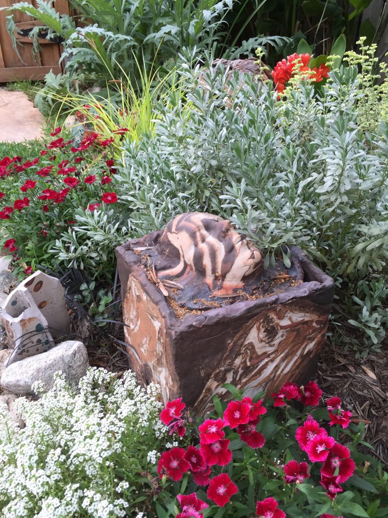 How to Incorporate Art In the Garden - Minanda Landscape Design